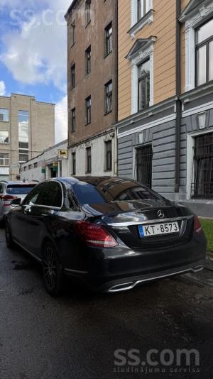 Melns Mercedes-Benz c-220 2014 Rīga, ar dzinēja tilpumu 2.20 L un nobraukumu 366 tūkst. km par 11990 €, foto 5 vietnē AUTOMOTO.COM.LV