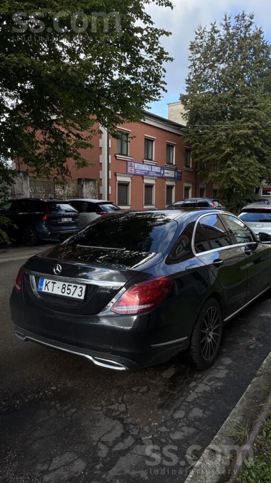 Melns Mercedes-Benz c-220 2014 Rīga, ar dzinēja tilpumu 2.20 L un nobraukumu 366 tūkst. km par 11990 €, foto 6 vietnē AUTOMOTO.COM.LV