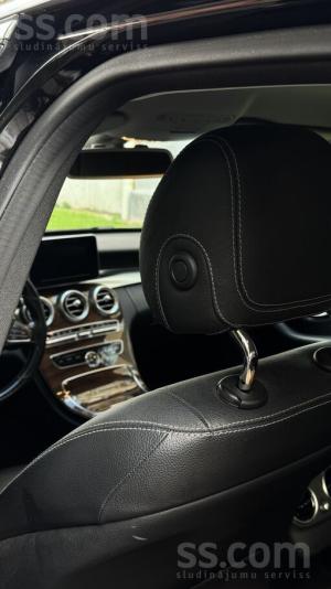 Melns Mercedes-Benz c-220 2014 Rīga, ar dzinēja tilpumu 2.20 L un nobraukumu 366 tūkst. km par 11990 €, foto 7 vietnē AUTOMOTO.COM.LV