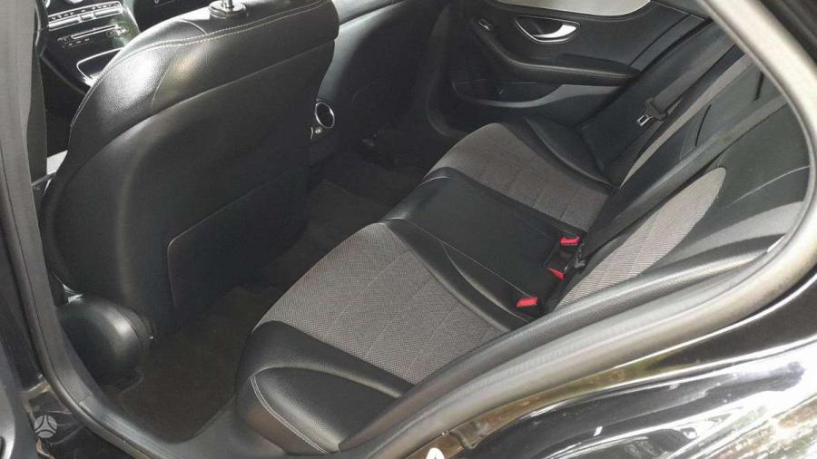 Black Mercedes-Benz c-220 2014 in Kaunas, with an engine capacity of 2.20 L and mileage of 341 thousand km for 11600 €, photo 16 on AUTOMOTO.COM.LV