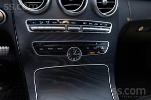 Melns Mercedes-Benz c-220 2014 Rīga, ar dzinēja tilpumu 2.10 L un nobraukumu 283 tūkst. km par 12490 €, foto 19 vietnē AUTOMOTO.COM.LV