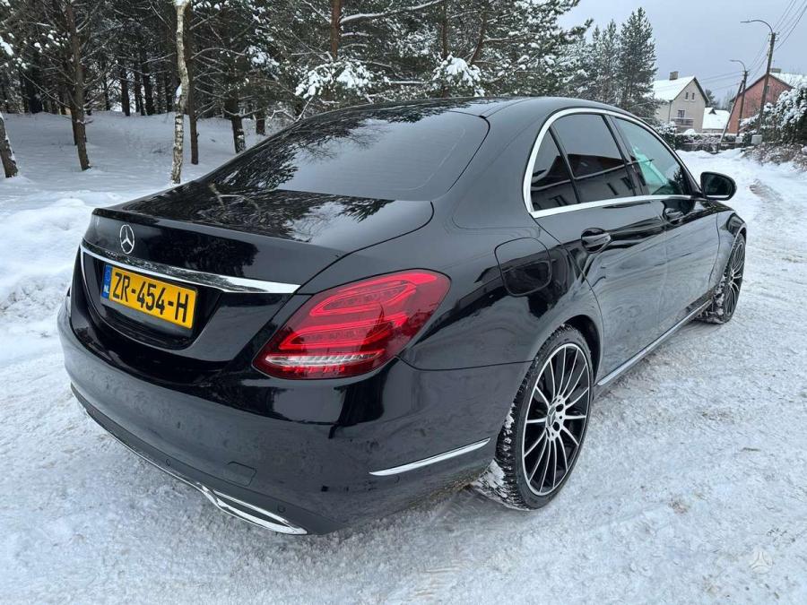 Melns Mercedes-Benz c-220 2015 Viļņa, ar dzinēja tilpumu 2.14 L un nobraukumu 291 tūkst. km par 11700 €, foto 8 vietnē AUTOMOTO.COM.LV