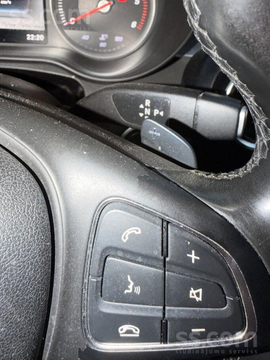 Black Mercedes-Benz c-220 2015 in Riga, with an engine capacity of 2.20 L and mileage of 261 thousand km for 13500 €, photo 10 on AUTOMOTO.COM.LV