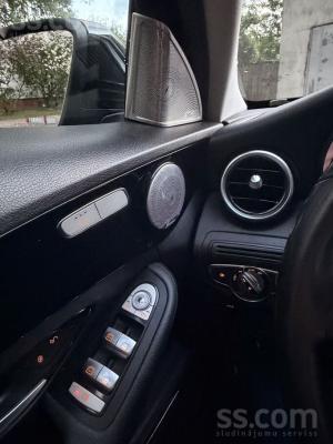Black Mercedes-Benz c-220 2015 in Riga, with an engine capacity of 2.20 L and mileage of 261 thousand km for 13500 €, photo 12 on AUTOMOTO.COM.LV