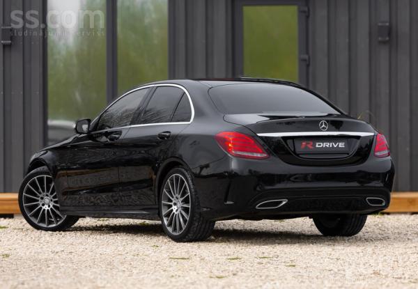 Black Mercedes-Benz c-220 2015 in Jelgava, with an engine capacity of 2.20 L and mileage of 181 thousand km for 15900 €, photo 6 on AUTOMOTO.COM.LV