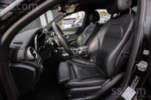Black Mercedes-Benz c-220 2015 in Jelgava, with an engine capacity of 2.20 L and mileage of 181 thousand km for 15900 €, photo 10 on AUTOMOTO.COM.LV