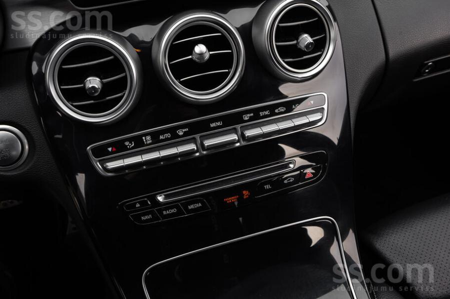 Black Mercedes-Benz c-220 2015 in Jelgava, with an engine capacity of 2.20 L and mileage of 181 thousand km for 15900 €, photo 14 on AUTOMOTO.COM.LV
