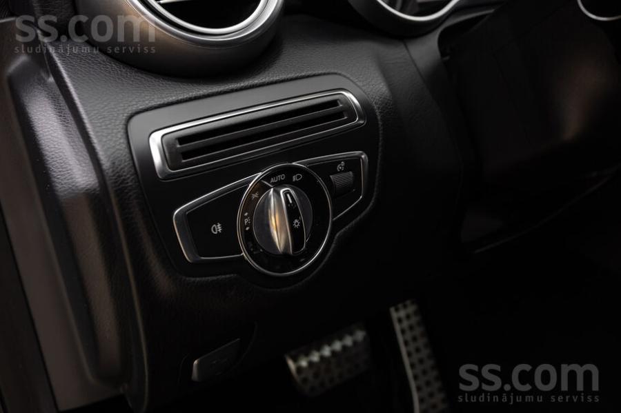 Black Mercedes-Benz c-220 2015 in Jelgava, with an engine capacity of 2.20 L and mileage of 181 thousand km for 15900 €, photo 23 on AUTOMOTO.COM.LV