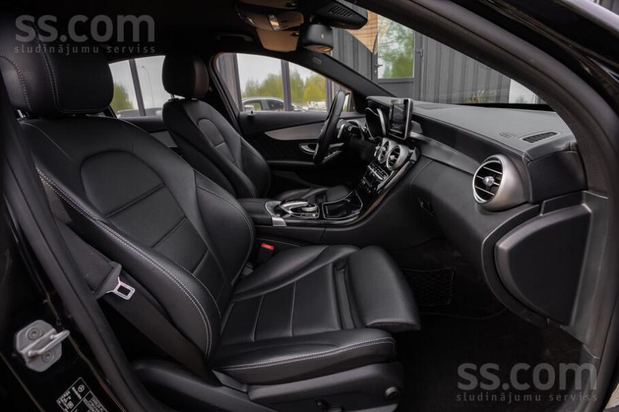 Black Mercedes-Benz c-220 2015 in Jelgava, with an engine capacity of 2.20 L and mileage of 181 thousand km for 15900 €, photo 25 on AUTOMOTO.COM.LV