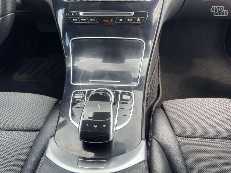 Melns Mercedes-Benz c-220 2015 Kauņa, ar dzinēja tilpumu 2.20 L un nobraukumu 261 tūkst. km par 11800 €, foto 20 vietnē AUTOMOTO.COM.LV