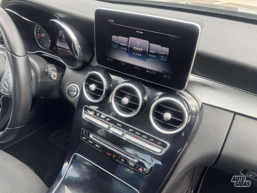 Melns Mercedes-Benz c-220 2015 Kauņa, ar dzinēja tilpumu 2.20 L un nobraukumu 261 tūkst. km par 11800 €, foto 22 vietnē AUTOMOTO.COM.LV