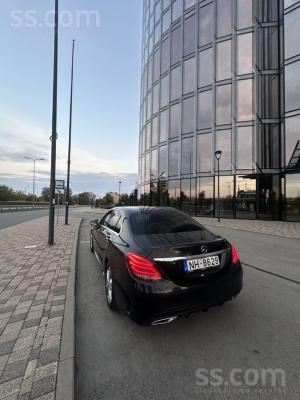 Black Mercedes-Benz c-220 2016 in Riga, with an engine capacity of 2.20 L and mileage of 0 thousand km for 13900 €, photo 5 on AUTOMOTO.COM.LV
