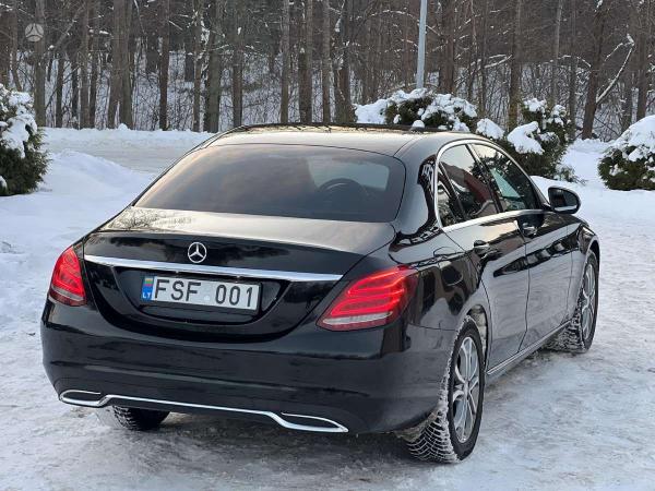 Melns Mercedes-Benz c-220 2016 Klaipėda, ar dzinēja tilpumu 2.20 L un nobraukumu 290 tūkst. km par 15700 €, foto 4 vietnē AUTOMOTO.COM.LV