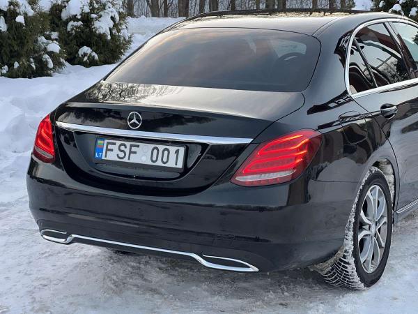 Black Mercedes-Benz c-220 2016 in Klaipeda, with an engine capacity of 2.14 L and mileage of 290 thousand km for 15700 €, photo 7 on AUTOMOTO.COM.LV