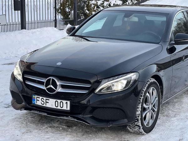 Black Mercedes-Benz c-220 2016 in Klaipeda, with an engine capacity of 2.14 L and mileage of 290 thousand km for 15700 €, photo 8 on AUTOMOTO.COM.LV