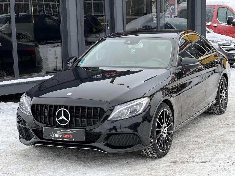 Black Mercedes-Benz c-220 2016 in Kedainiai, with an engine capacity of 2.14 L and mileage of 151 thousand km for 17150 €, photo 2 on AUTOMOTO.COM.LV