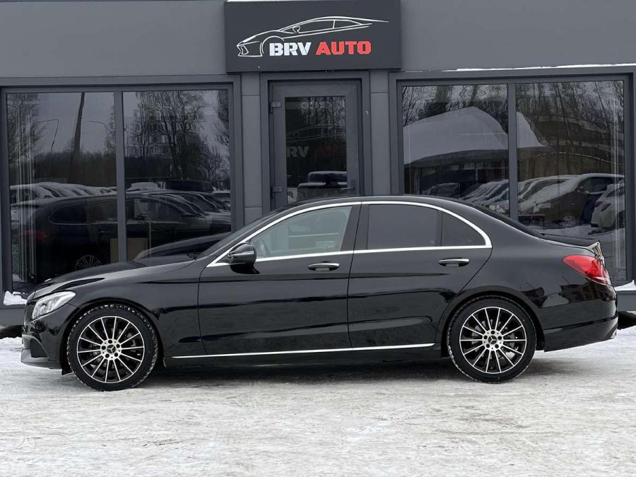 Black Mercedes-Benz c-220 2016 in Kedainiai, with an engine capacity of 2.14 L and mileage of 151 thousand km for 17150 €, photo 10 on AUTOMOTO.COM.LV