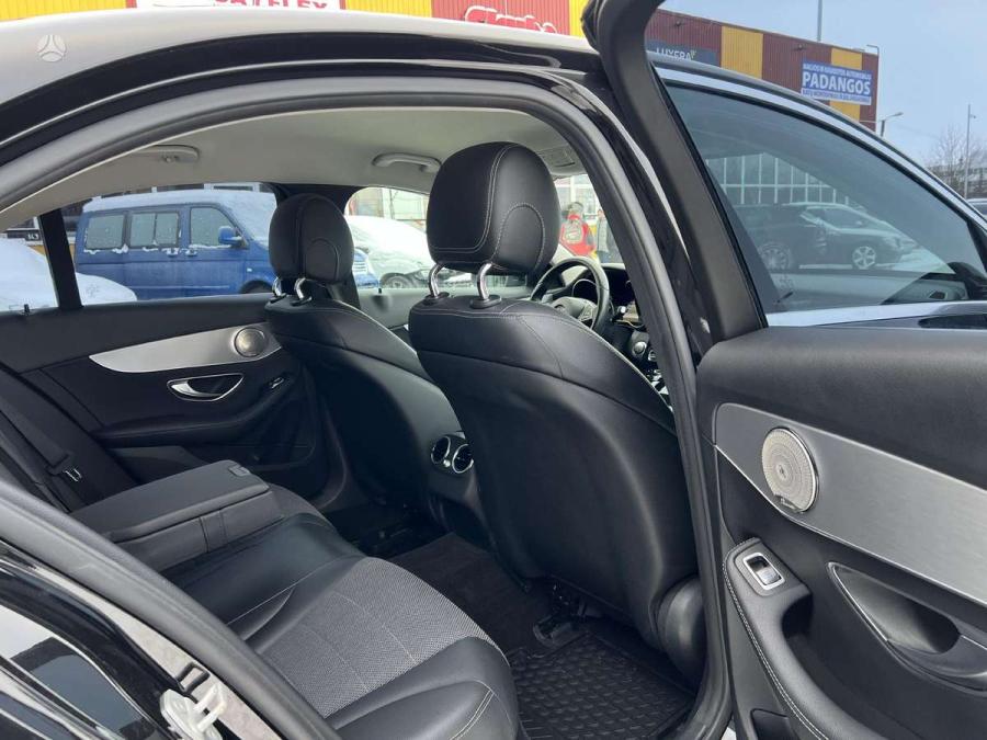Black Mercedes-Benz c-220 2016 in Kedainiai, with an engine capacity of 2.14 L and mileage of 151 thousand km for 17150 €, photo 22 on AUTOMOTO.COM.LV
