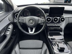 Black Mercedes-Benz c-220 2016 in Kedainiai, with an engine capacity of 2.14 L and mileage of 151 thousand km for 17150 €, photo 28 on AUTOMOTO.COM.LV