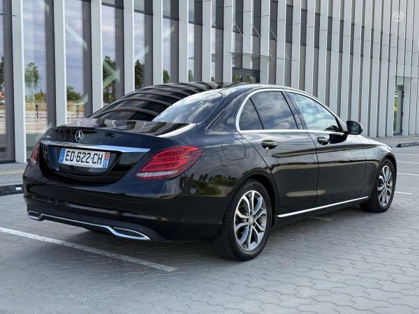 Black Mercedes-Benz c-220 2016 in Vilnius, with an engine capacity of 2.14 L and mileage of 232 thousand km for 12400 €, photo 3 on AUTOMOTO.COM.LV