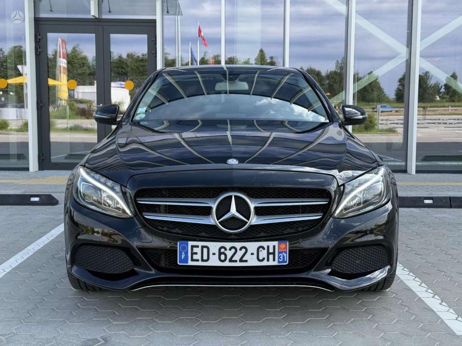 Черный Мерседес Ц 220 2016 в Вильнюс, объемом двигателя 2.14 л и пробегом 232 тыс. км за 12400 €, фото 12 на AUTOMOTO.COM.LV