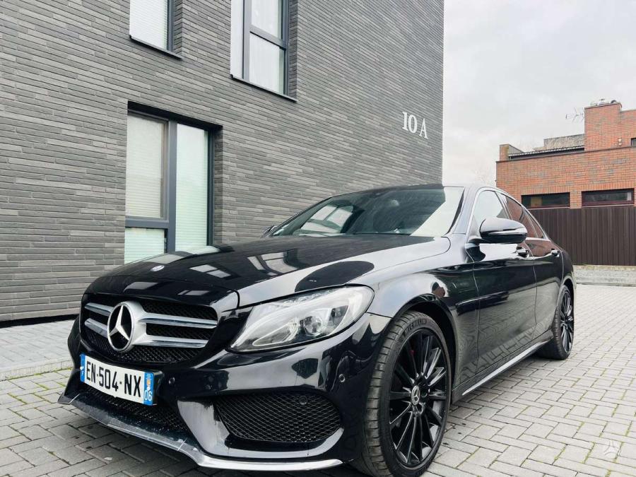 Black Mercedes-Benz c-220 2017 in Kaunas, with an engine capacity of 2.00 L and mileage of 242 thousand km for 15250 €, photo 9 on AUTOMOTO.COM.LV