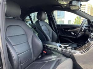 Black Mercedes-Benz c-220 2017 in Kaunas, with an engine capacity of 2.00 L and mileage of 242 thousand km for 15250 €, photo 26 on AUTOMOTO.COM.LV
