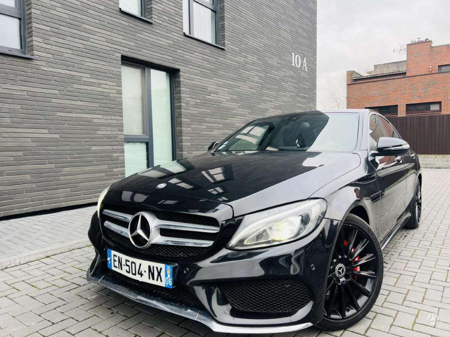 Black Mercedes-Benz c-220 2017 in Kaunas, with an engine capacity of 2.20 L and mileage of 245 thousand km for 15200 €, photo 1 on AUTOMOTO.COM.LV