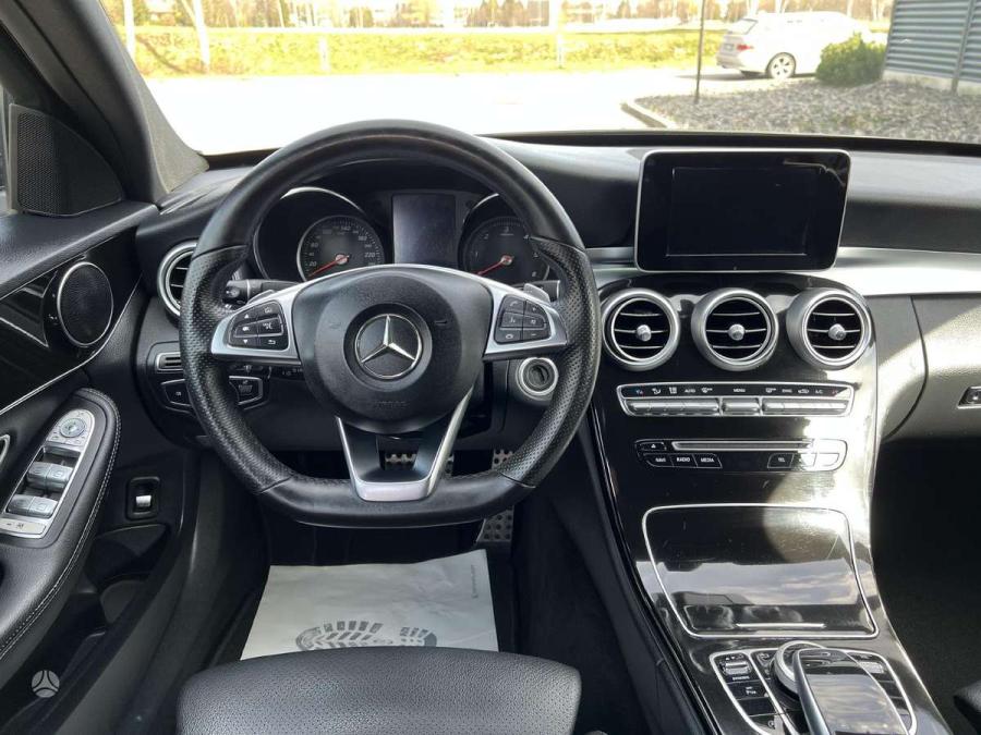 Black Mercedes-Benz c-220 2017 in Kaunas, with an engine capacity of 2.20 L and mileage of 245 thousand km for 15200 €, photo 23 on AUTOMOTO.COM.LV