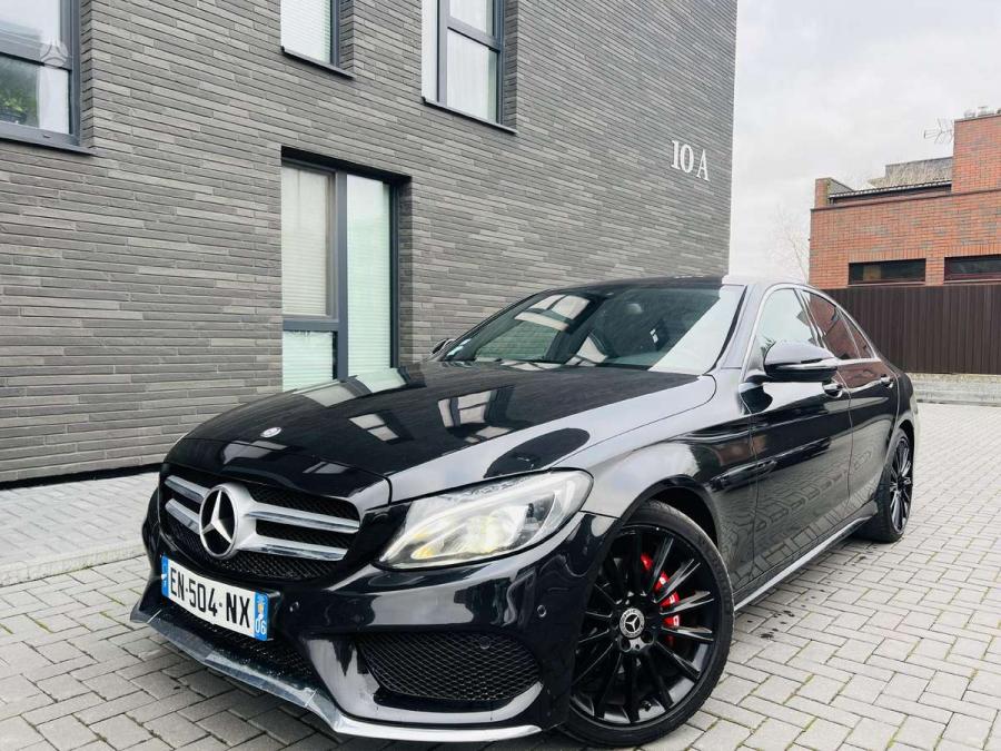 Black Mercedes-Benz c-220 2017 in Kaunas, with an engine capacity of 2.00 L and mileage of 245 thousand km for 14999 €, photo 1 on AUTOMOTO.COM.LV