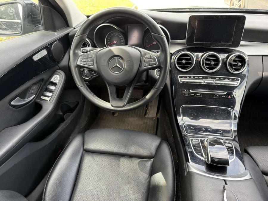 Melns Mercedes-Benz c-220 2017 Panevēža, ar dzinēja tilpumu 2.14 L un nobraukumu 270 tūkst. km par 10500 €, foto 17 vietnē AUTOMOTO.COM.LV