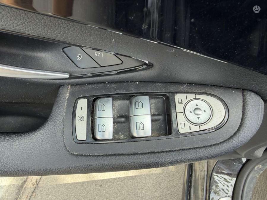 Melns Mercedes-Benz c-220 2017 Panevēža, ar dzinēja tilpumu 2.14 L un nobraukumu 270 tūkst. km par 10500 €, foto 30 vietnē AUTOMOTO.COM.LV