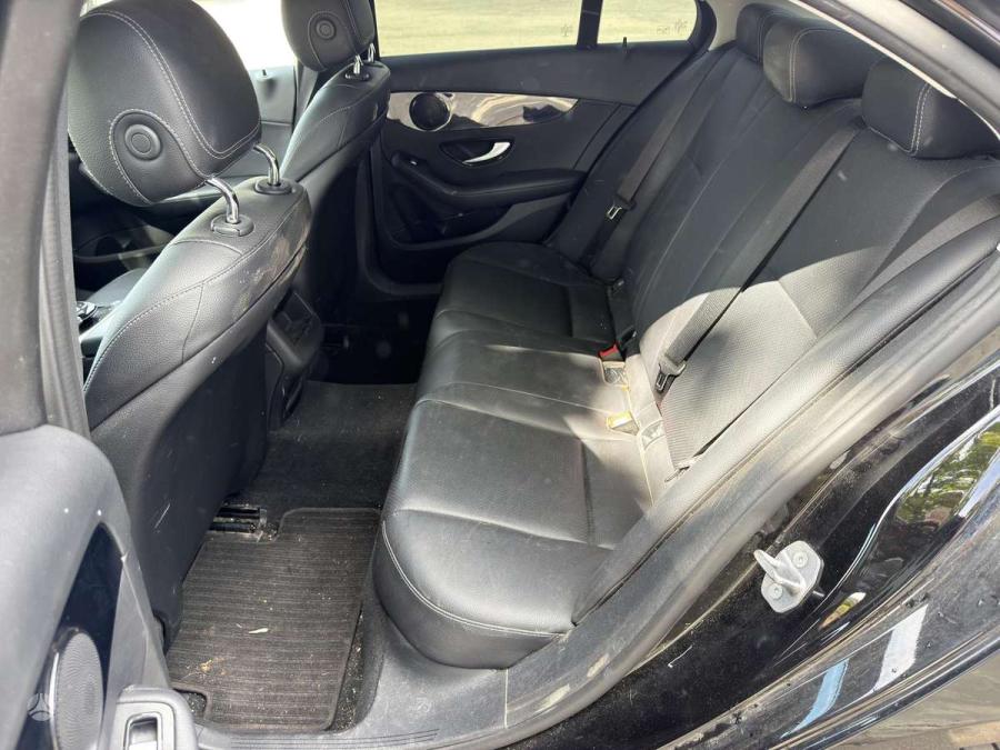 Melns Mercedes-Benz c-220 2017 Panevēža, ar dzinēja tilpumu 2.14 L un nobraukumu 270 tūkst. km par 10500 €, foto 34 vietnē AUTOMOTO.COM.LV