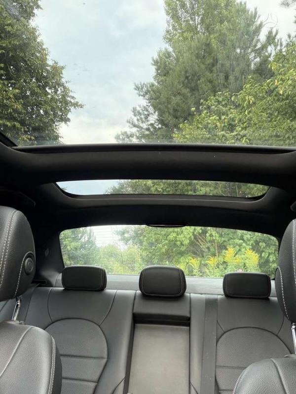 Black Mercedes-Benz c-220 2017 in Siauliai, with an engine capacity of 2.20 L and mileage of 170 thousand km for 9000 €, photo 10 on AUTOMOTO.COM.LV