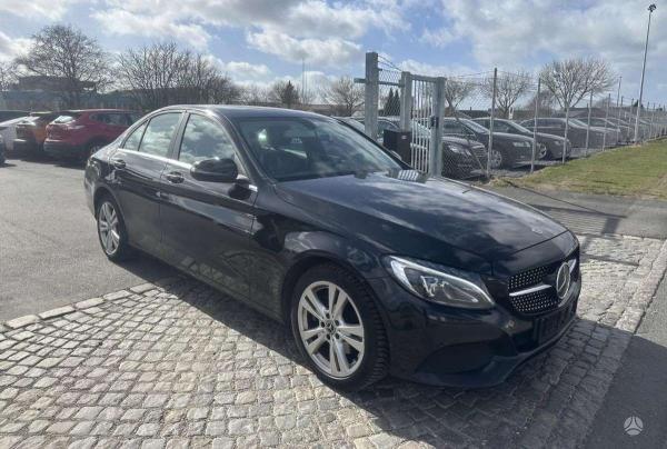 Melns Mercedes-Benz c-220 2018 Plungė, ar dzinēja tilpumu 2.14 L un nobraukumu 380 tūkst. km par 10000 €, foto  vietnē AUTOMOTO.COM.LV