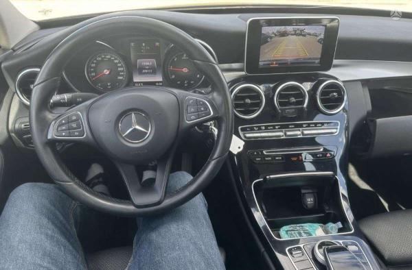 Melns Mercedes-Benz c-220 2018 Plungė, ar dzinēja tilpumu 2.14 L un nobraukumu 380 tūkst. km par 10000 €, foto 7 vietnē AUTOMOTO.COM.LV