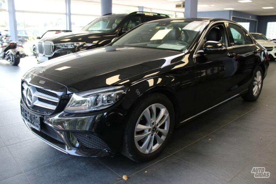 Black Mercedes-Benz c-220 2019 in Kaunas, with an engine capacity of 2.00 L and mileage of 74 thousand km for 28353 €, photo 3 on AUTOMOTO.COM.LV