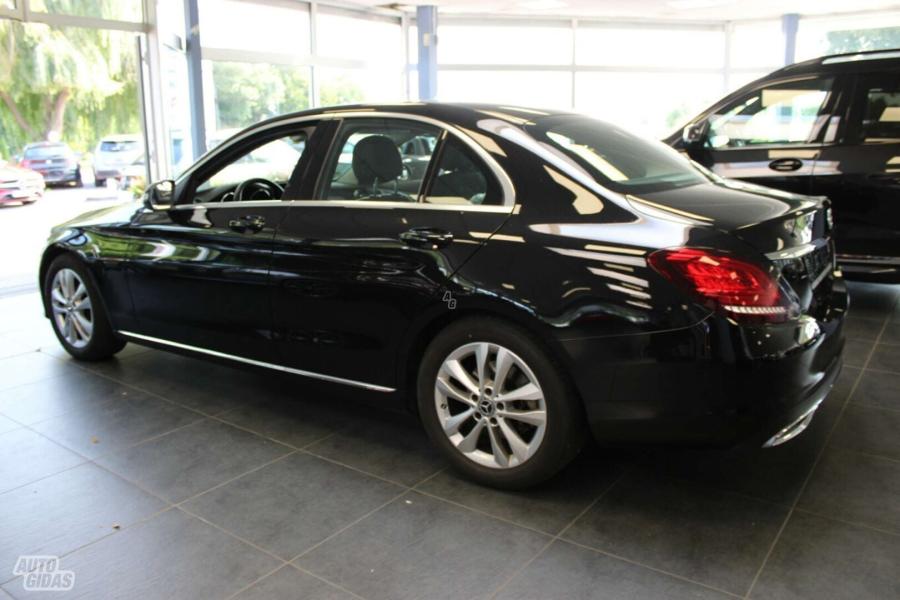 Black Mercedes-Benz c-220 2019 in Kaunas, with an engine capacity of 2.00 L and mileage of 74 thousand km for 28353 €, photo 4 on AUTOMOTO.COM.LV