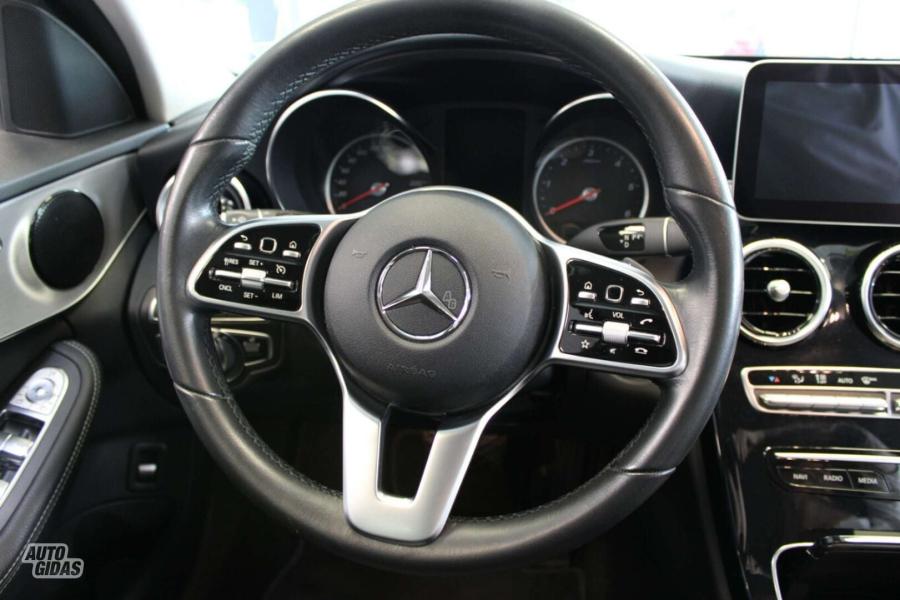 Black Mercedes-Benz c-220 2019 in Kaunas, with an engine capacity of 2.00 L and mileage of 74 thousand km for 28353 €, photo 8 on AUTOMOTO.COM.LV