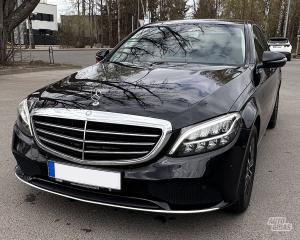 Черный Мерседес Ц 220 2019 в Вильнюс, объемом двигателя 1.90 л и пробегом 176 тыс. км за 19300 €, фото  на AUTOMOTO.COM.LV