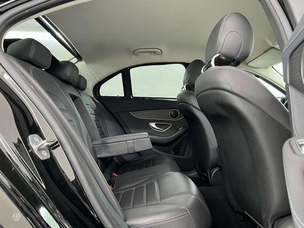Black Mercedes-Benz c-220 2019 in Vilnius, with an engine capacity of 1.95 L and mileage of 178 thousand km for 21900 €, photo 8 on AUTOMOTO.COM.LV
