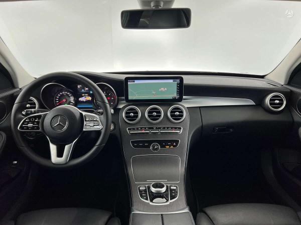 Black Mercedes-Benz c-220 2019 in Vilnius, with an engine capacity of 1.95 L and mileage of 178 thousand km for 21900 €, photo 9 on AUTOMOTO.COM.LV