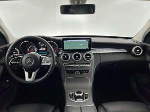 Black Mercedes-Benz c-220 2019 in Vilnius, with an engine capacity of 1.95 L and mileage of 178 thousand km for 21900 €, photo 9 on AUTOMOTO.COM.LV
