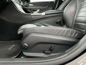 Black Mercedes-Benz c-220 2019 in Vilnius, with an engine capacity of 1.95 L and mileage of 178 thousand km for 21900 €, photo 25 on AUTOMOTO.COM.LV