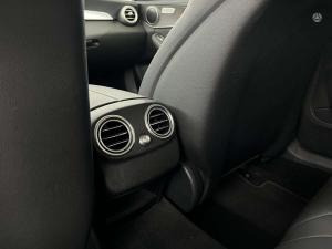 Black Mercedes-Benz c-220 2019 in Vilnius, with an engine capacity of 1.95 L and mileage of 178 thousand km for 21900 €, photo 26 on AUTOMOTO.COM.LV