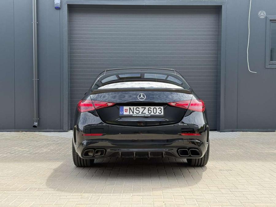 Black Mercedes-Benz c-220 2021 in Vilnius, with an engine capacity of 1.99 L and mileage of 198 thousand km for 27999 €, photo 12 on AUTOMOTO.COM.LV