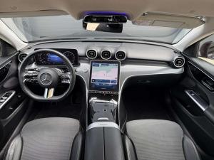 Black Mercedes-Benz c-220 2021 in Vilnius, with an engine capacity of 1.99 L and mileage of 198 thousand km for 27999 €, photo 15 on AUTOMOTO.COM.LV