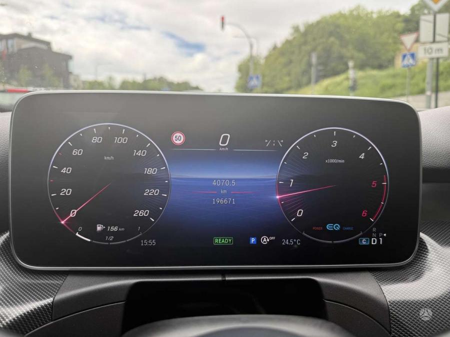 Black Mercedes-Benz c-220 2021 in Vilnius, with an engine capacity of 1.99 L and mileage of 198 thousand km for 27999 €, photo 21 on AUTOMOTO.COM.LV
