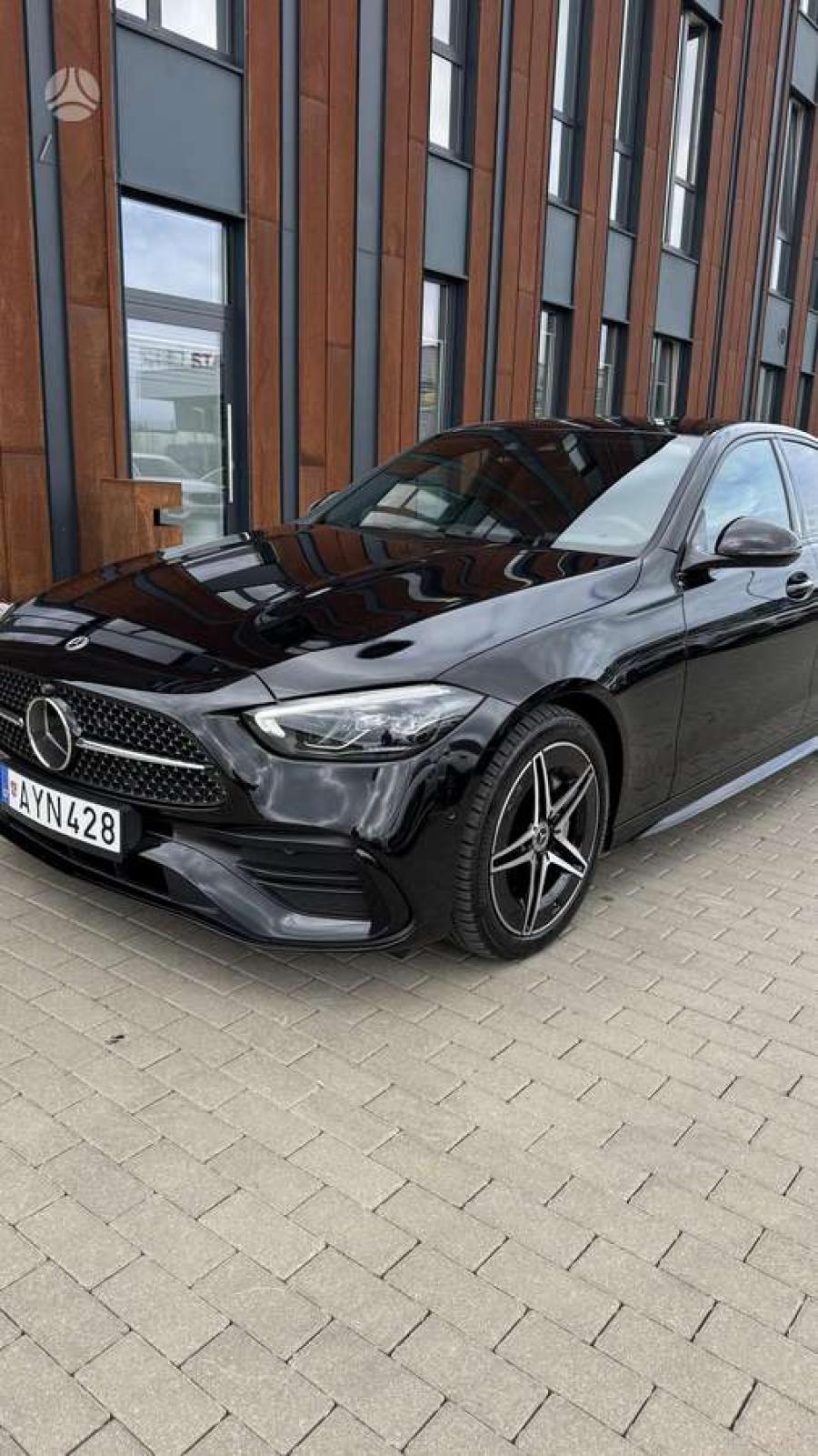Melns Mercedes-Benz c-220 2025 Kauņa, ar dzinēja tilpumu 1.99 L un nobraukumu 10 tūkst. km par 43000 €, foto 1 vietnē AUTOMOTO.COM.LV