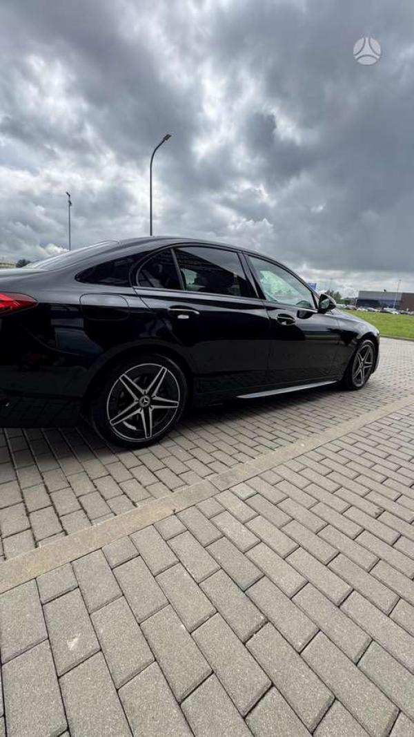 Black Mercedes-Benz c-220 2025 in Kaunas, with an engine capacity of 1.99 L and mileage of 10 thousand km for 43000 €, photo 7 on AUTOMOTO.COM.LV